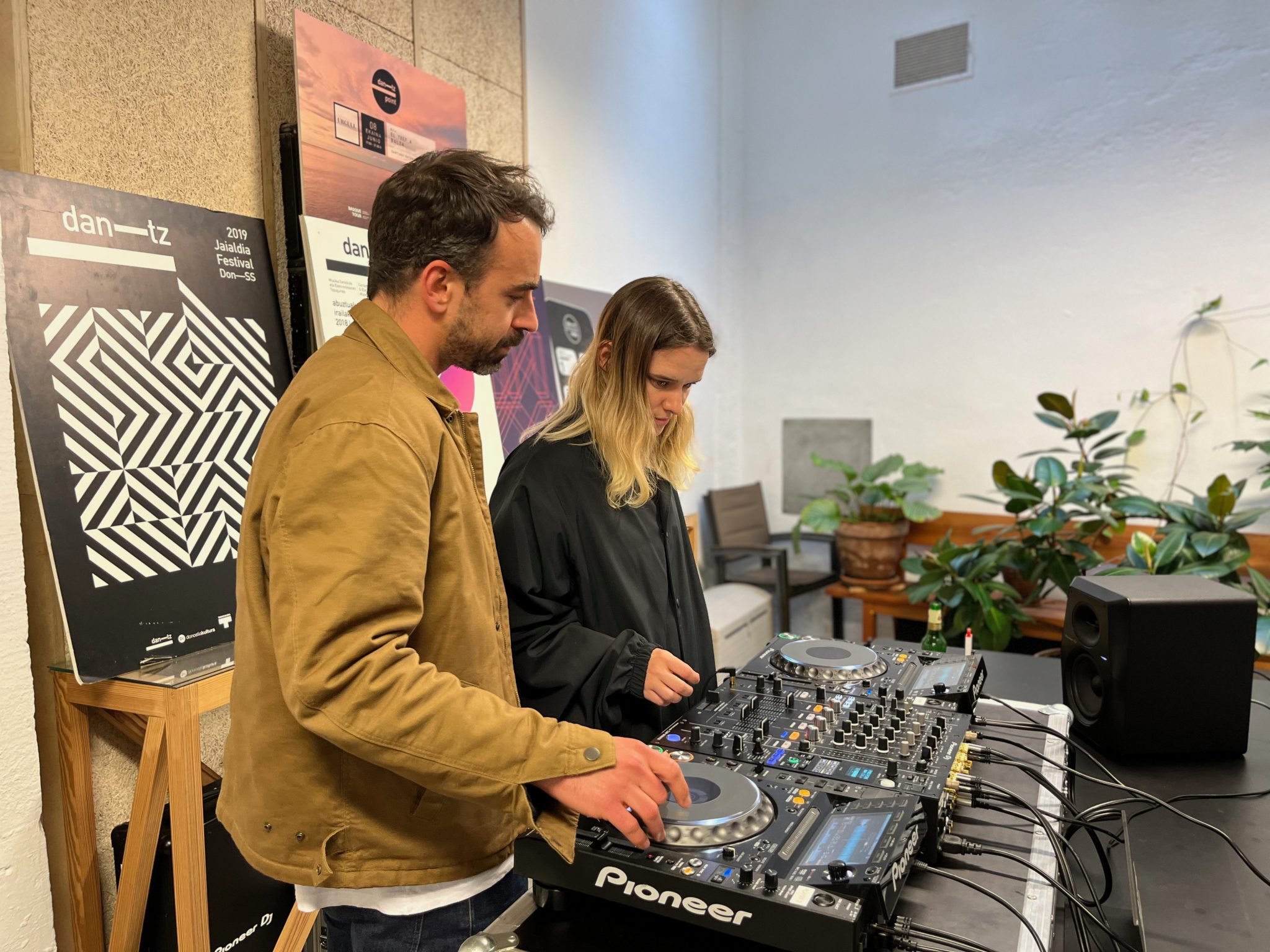 Música electrónica y contemporánea | Dantz | Festival | Point...